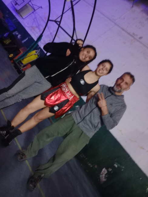 Priscila Arlotti, boxeadora del Taller de Boxeo de Pavón, se destacó en ...